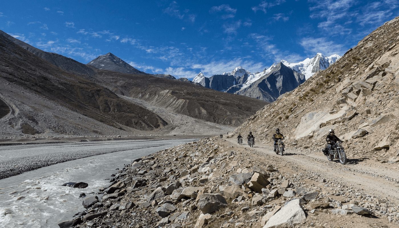 The Himalayas – Riding among the Giants – Extreme Bike Tours